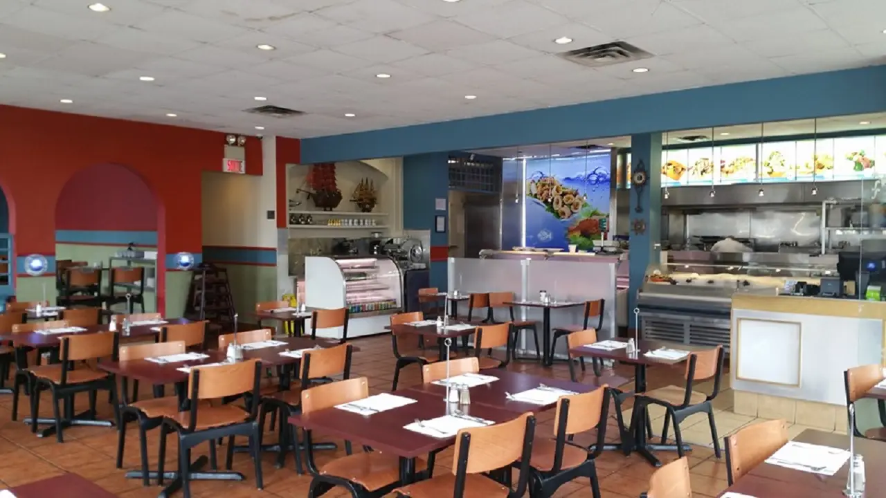 Rayan Poissonnerie & Restaurant St.Leonard - Updated 2024, Seafood ...