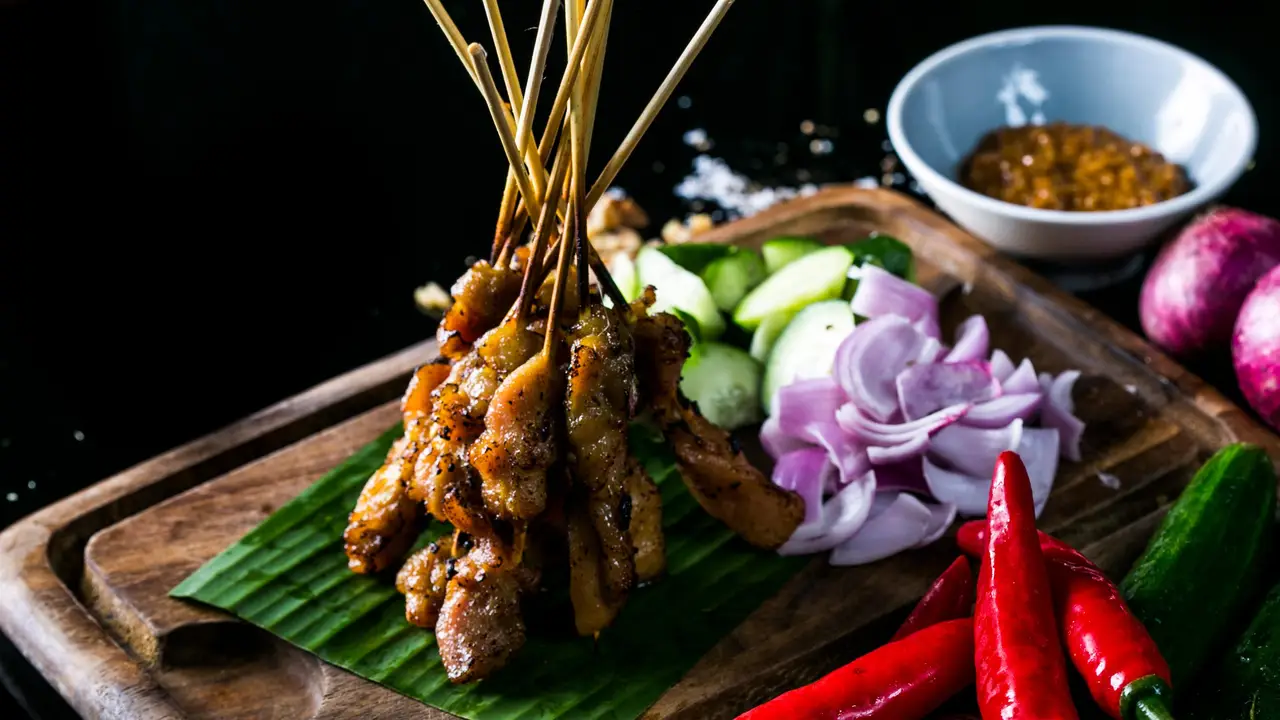 Restaurante Blue Lotus Kitchen Bar - Singapore | OpenTable