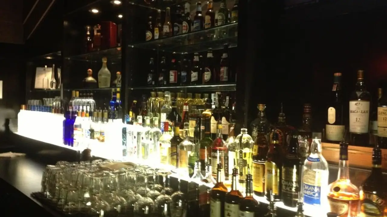 800 Maple Restaurant - Williamsville, NY | OpenTable