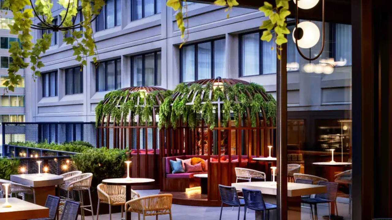 Top 10 Rooftop Bars and Restaurants in Toronto for Summer | OpenTable