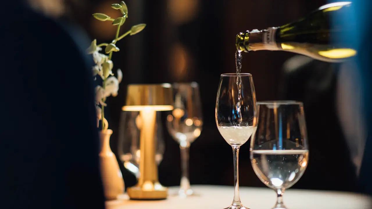 Restaurante The Point Revolving Restaurant - Wrest Point - Sandy Bay ...