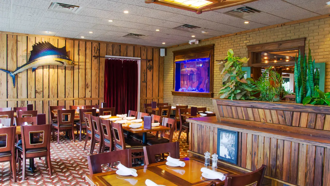 FishBones-Orlando, FL Restaurant - Orlando, FL | OpenTable