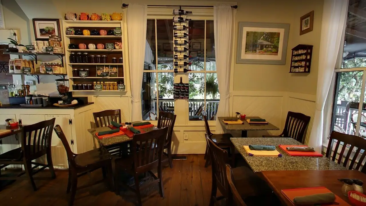 The Cottage - Updated 2024, American Restaurant in Bluffton, SC
