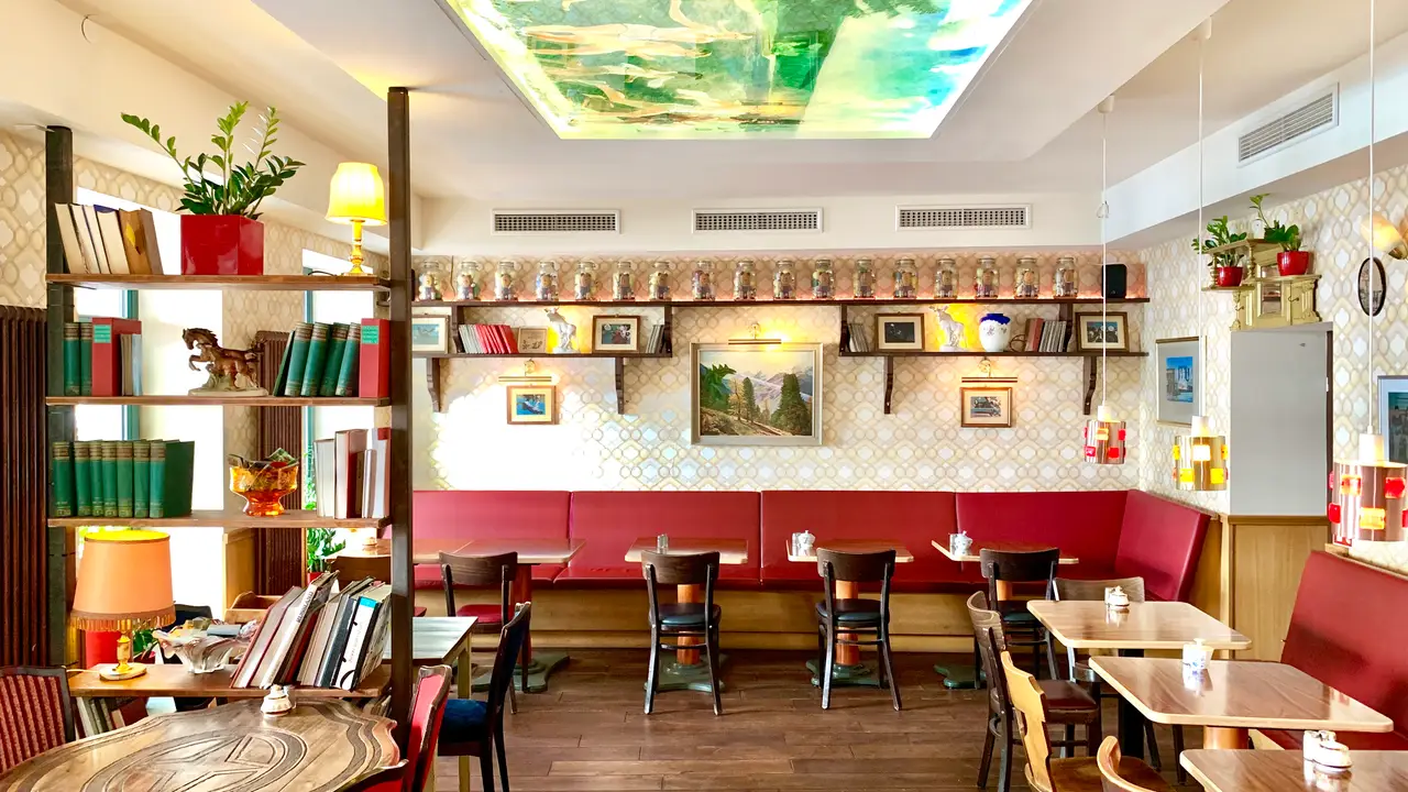 Restaurante Datscha Prenzlauer Berg - Berlin, , BE | OpenTable