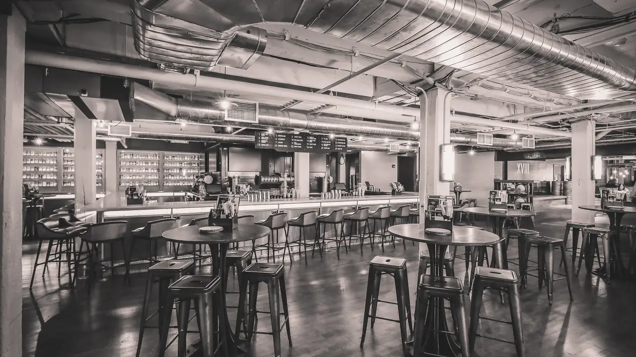 Restaurante The Draft Room - Buffalo, , NY | OpenTable