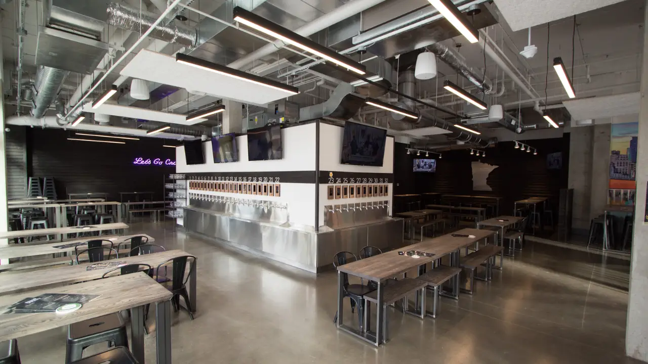 Restaurante First Draft Taproom & Kitchen - Minneapolis, , MN | OpenTable