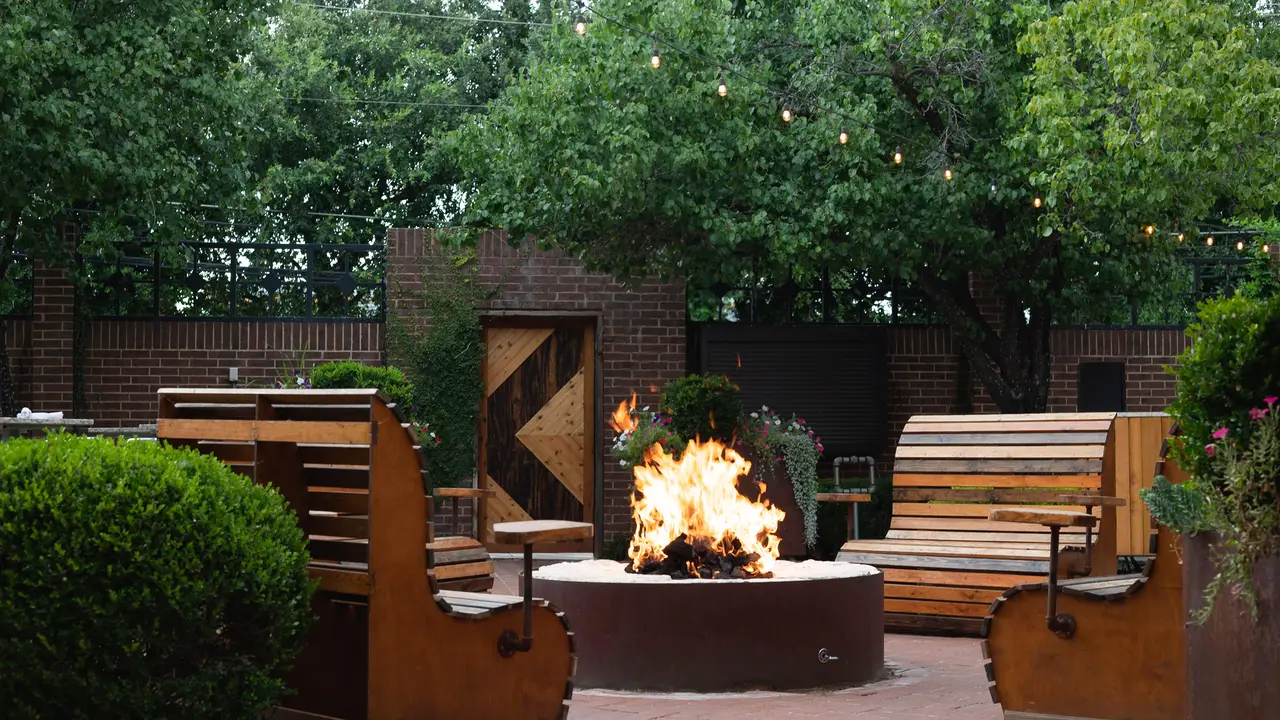 Pacific Table Fort Worth Happy Hour | Cabinets Matttroy