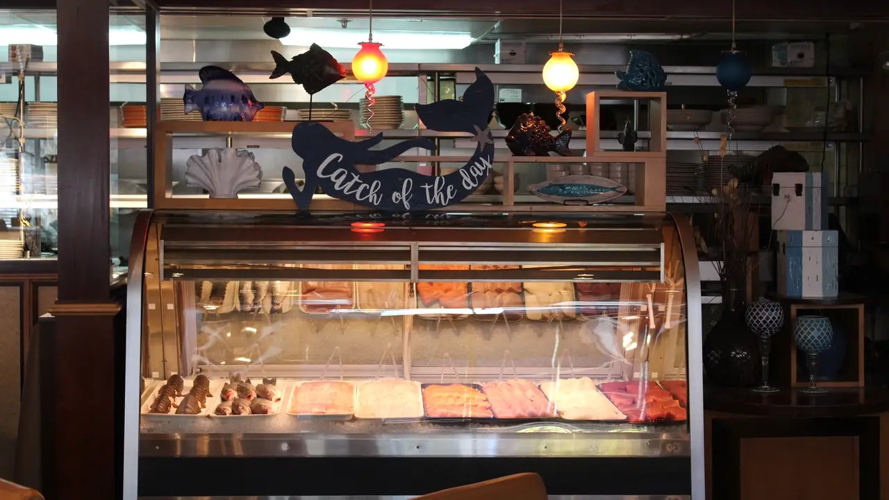 Catch 35 - Naperville Restaurant - Naperville, IL | OpenTable