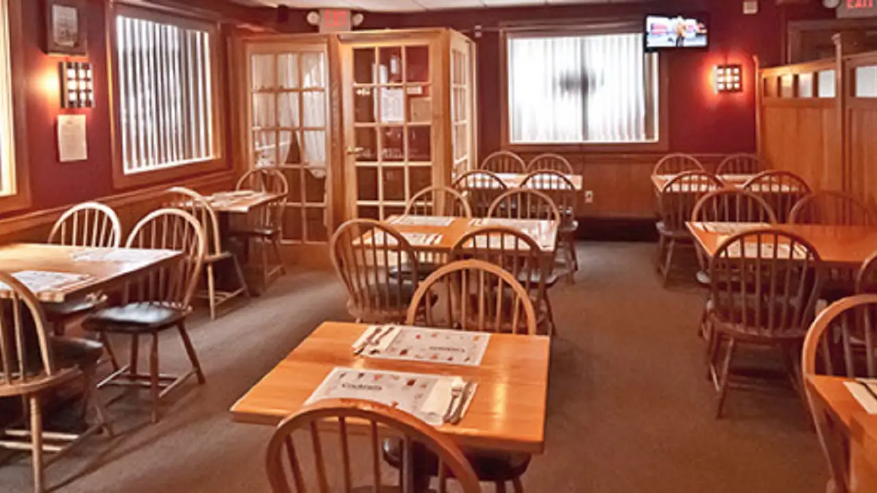 Restaurante Trackside Bar & Grill - Peabody, , MA | OpenTable