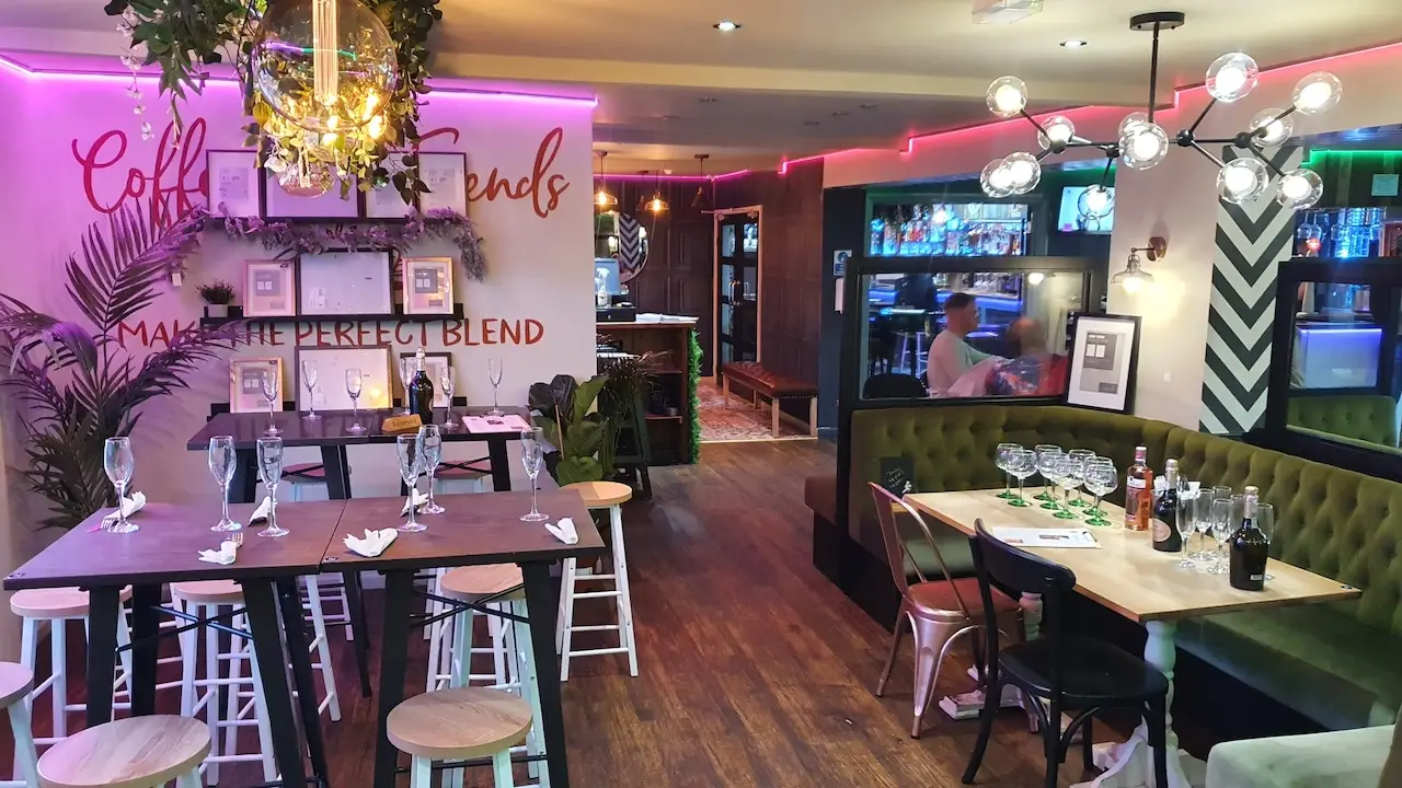 Canalside Bar And Grill Restaurant Wolverhampton West Midlands Opentable