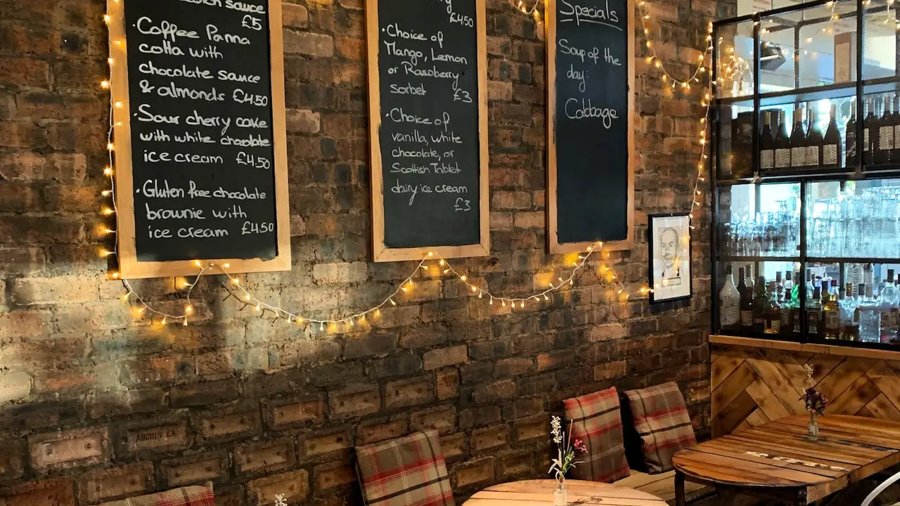 Restaurante Makars Gourmet Mash Bar - Edinburgh - Edinburgh | OpenTable