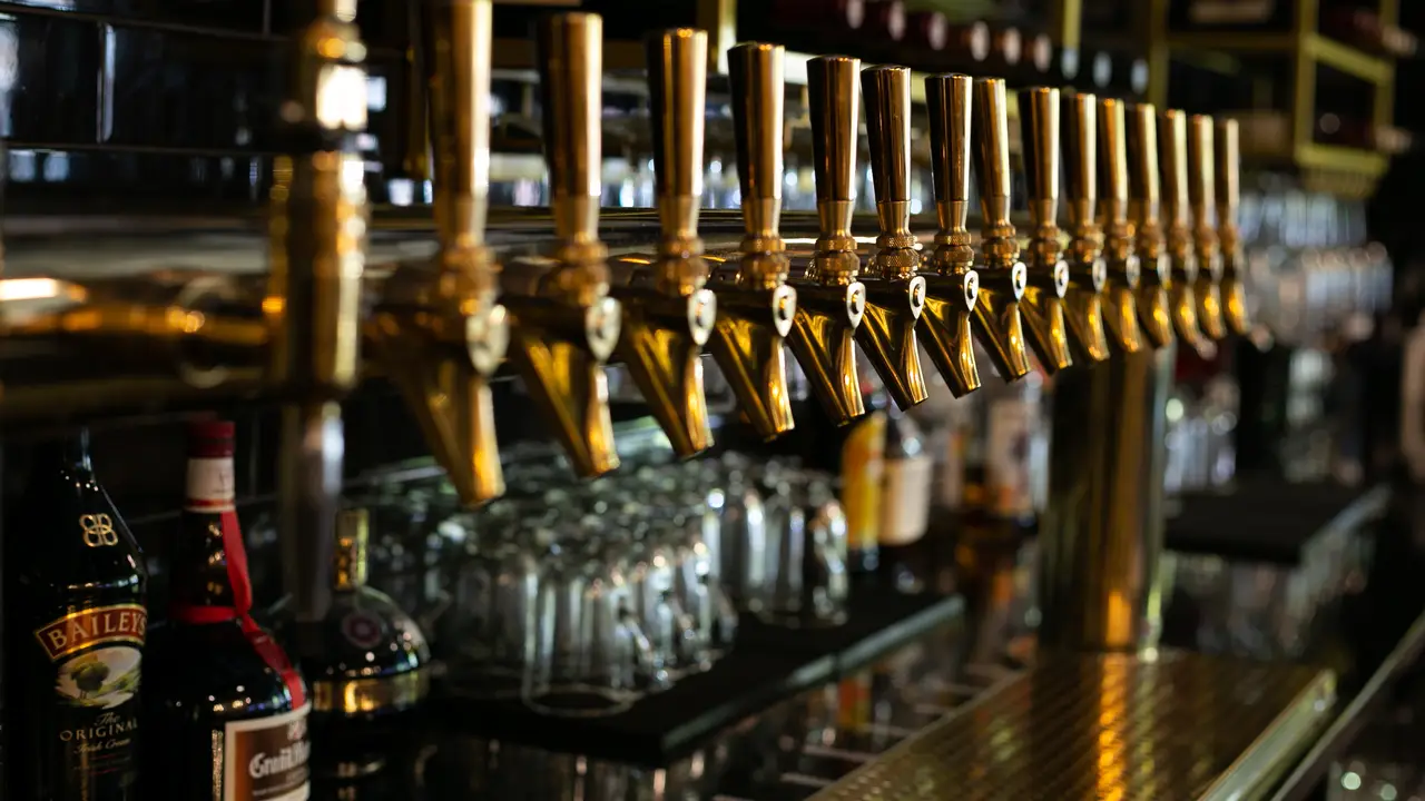 Brass Rabbit Public House Restaurant - Arlington, VA | OpenTable