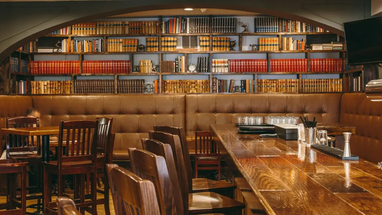 The Library Bar - Arlington Hotel Restaurant - Paris, ON | OpenTable