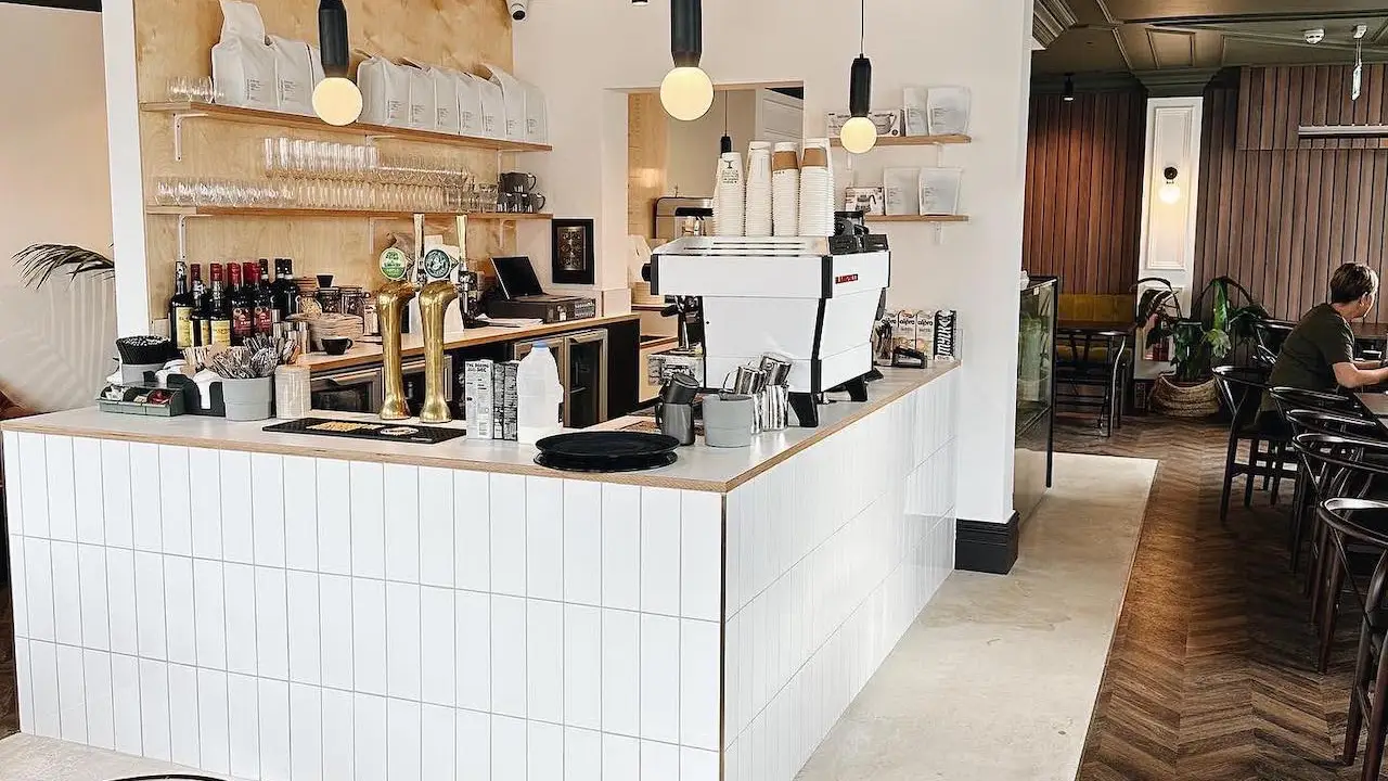 Restaurante The Old Bank - KIN+ILK - Dinas Powys, , Vale of Glamorgan ...