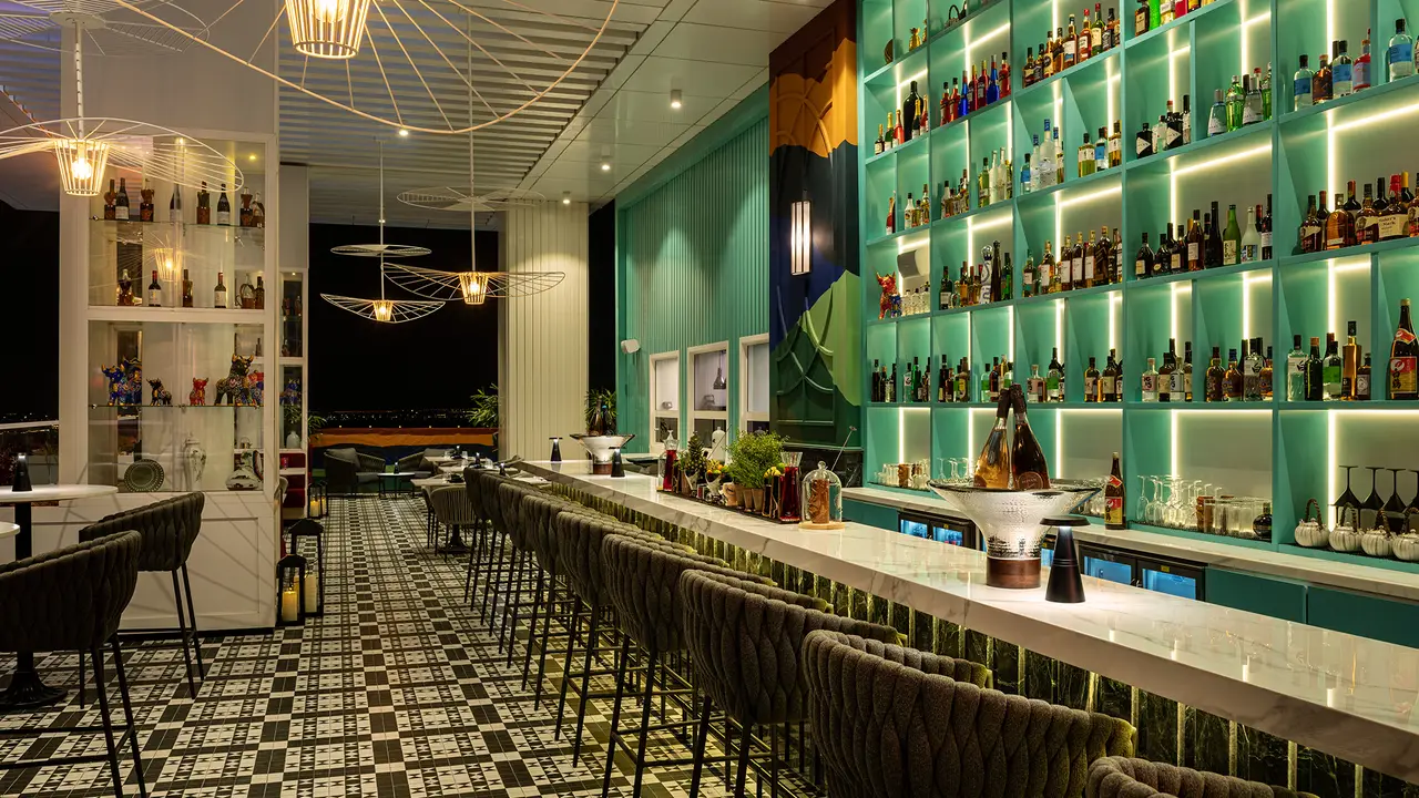 ISSEI at Radisson Dubai DAMAC Hills Roof Top Restaurant - Dubai, Dubai ...