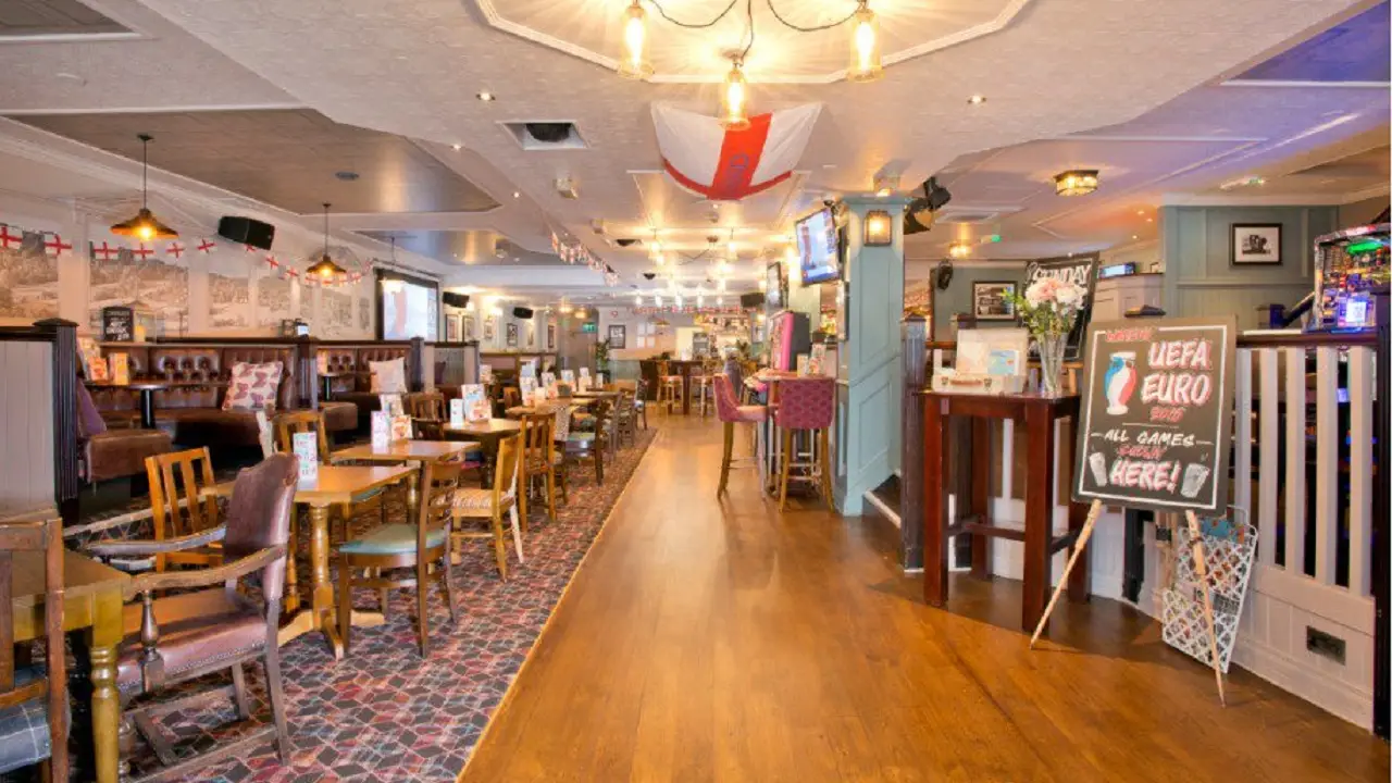 Restaurante The Station Eastleigh - Eastleigh, , Hampshire | OpenTable