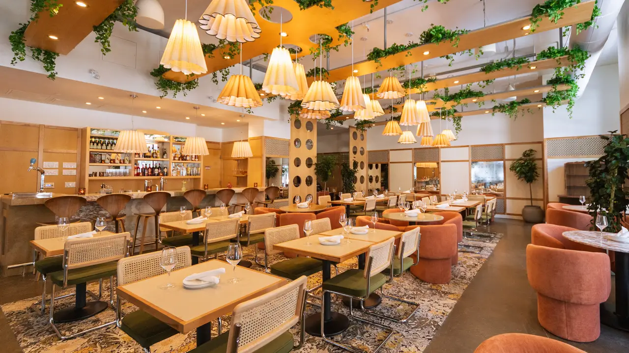 Restaurante Café ZUZU - Toronto, ON | OpenTable