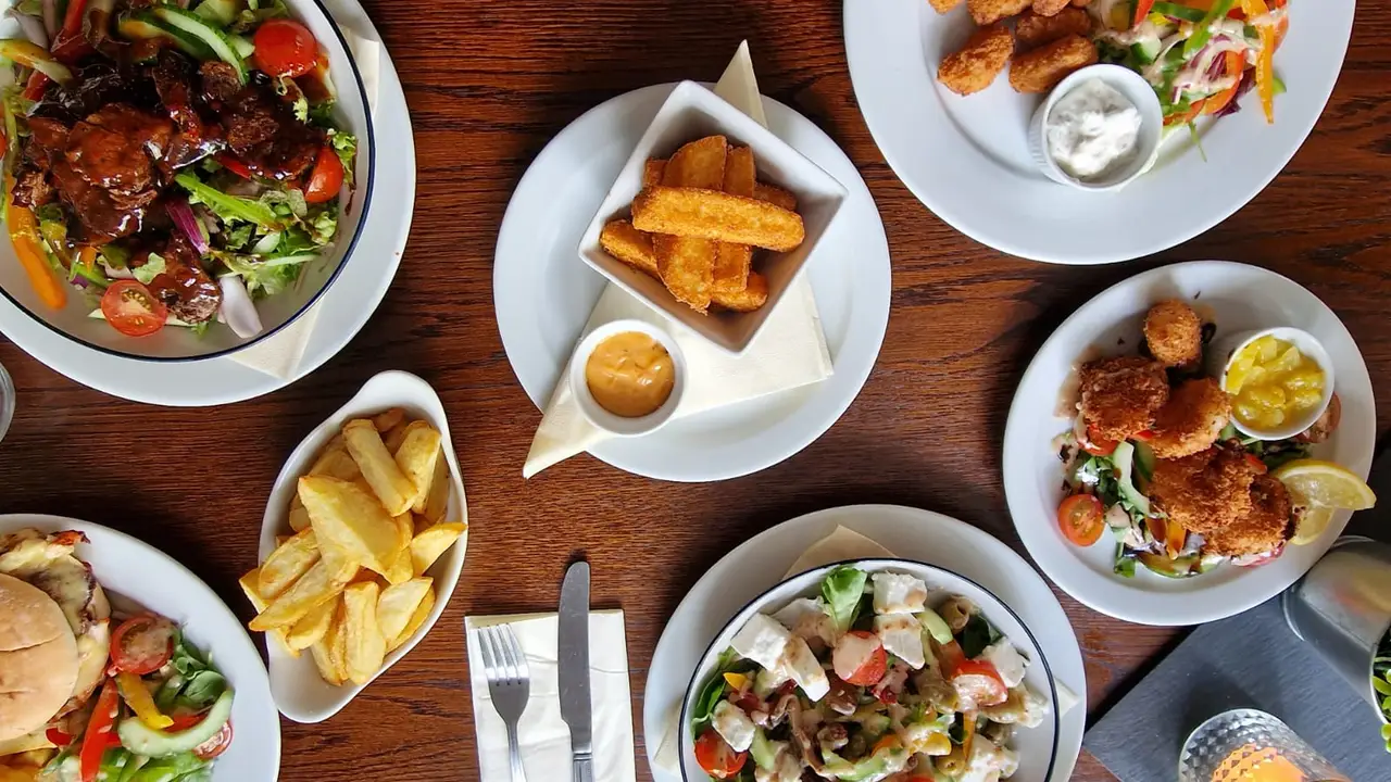 The Red Lion Restaurant - Chester, Flintshire | OpenTable