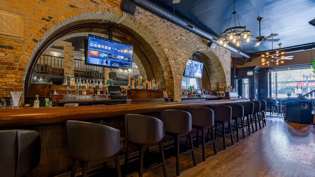 Valedor - Chicago Cocktail Compass