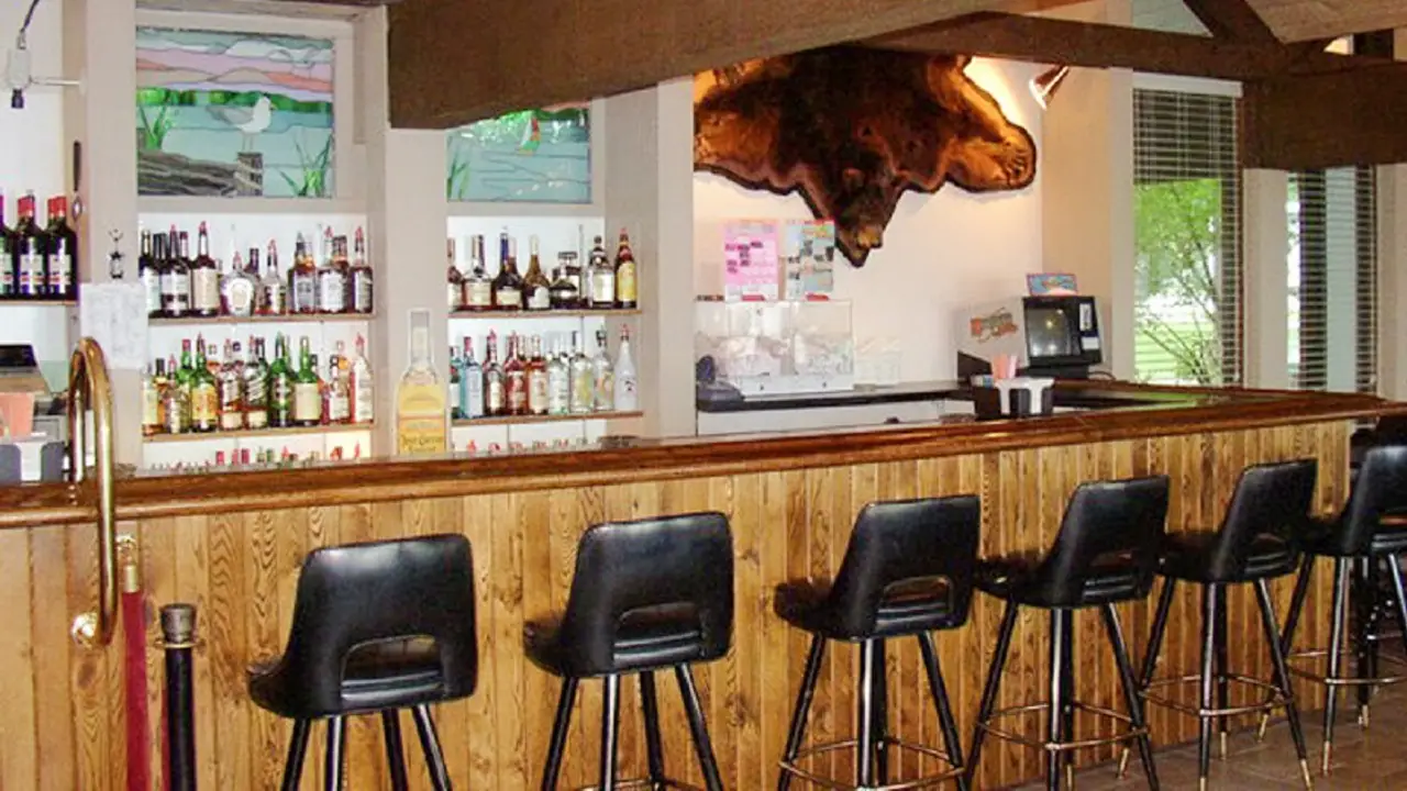 Restaurante Bear Trap Bar - Brainerd, , MN | OpenTable