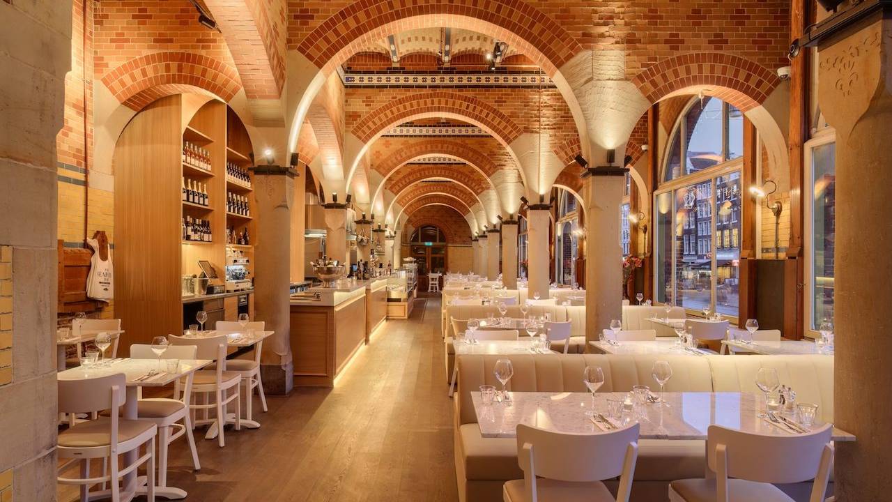 Sonias Restaurant Portugal (@portugal.explores) @SONIA ZHU 💗