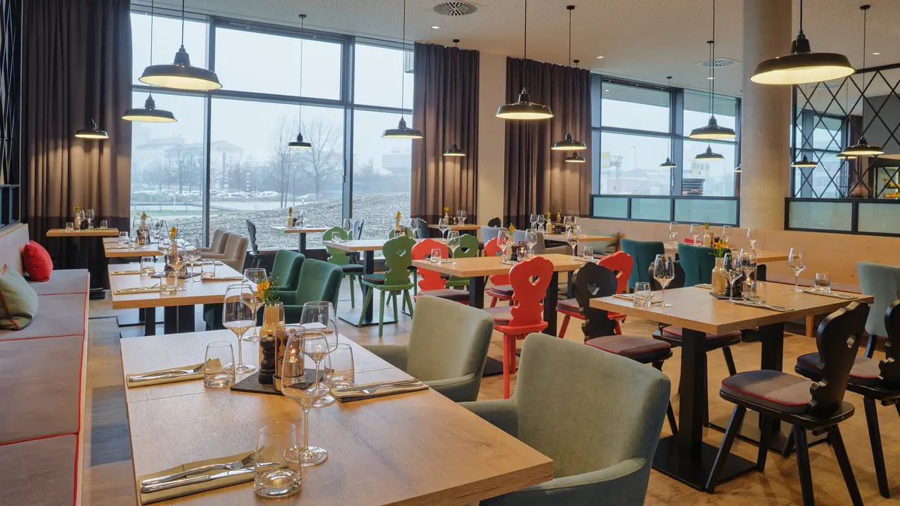 Wirtshaus Josef‘s - Dorint ⋅ München/Garching Restaurant - Garching bei ...