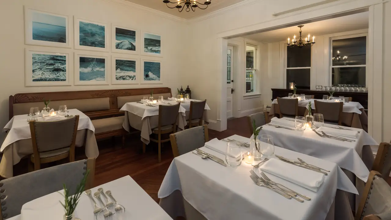 The Marble West Inn - Actualizado 2024, Restaurante americano ...