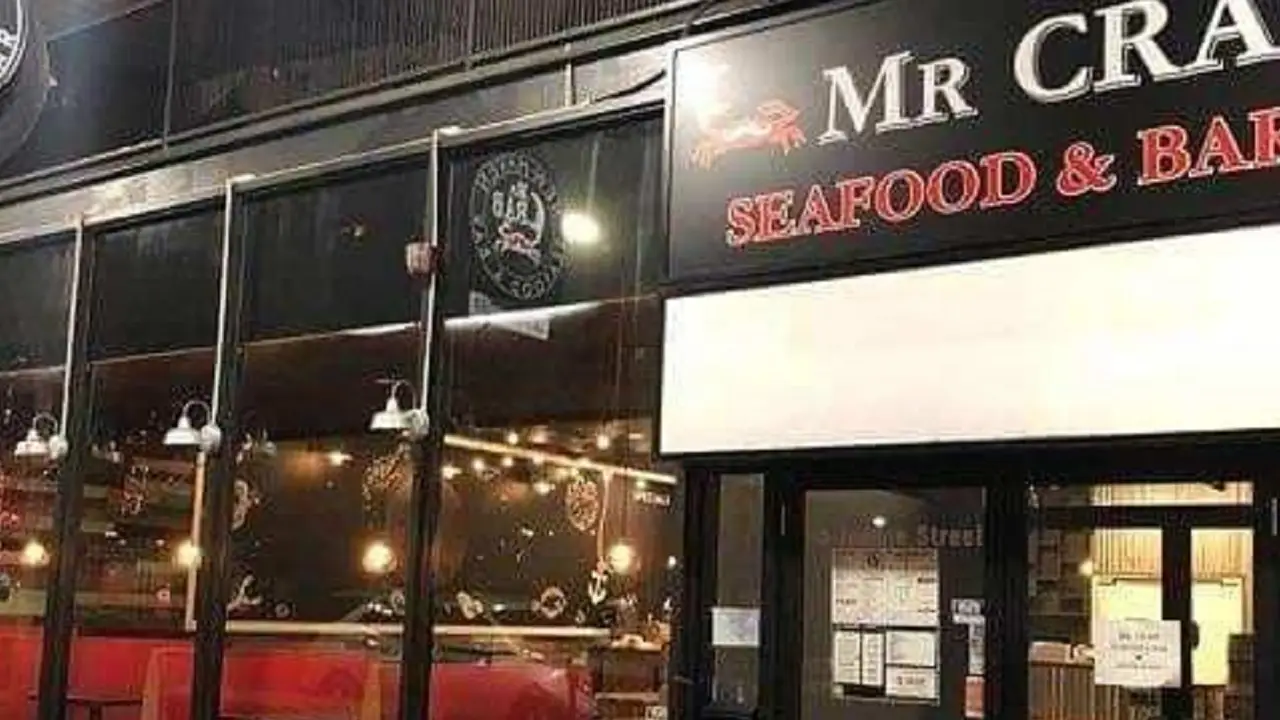 Restaurant Mr. Crab Seafood & Bar - New Haven, , CT | OpenTable