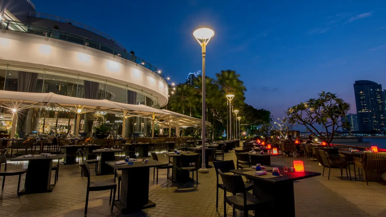 Restaurante Pier 28 - Chatrium Hotel Riverside Bangkok - Bangkok ...