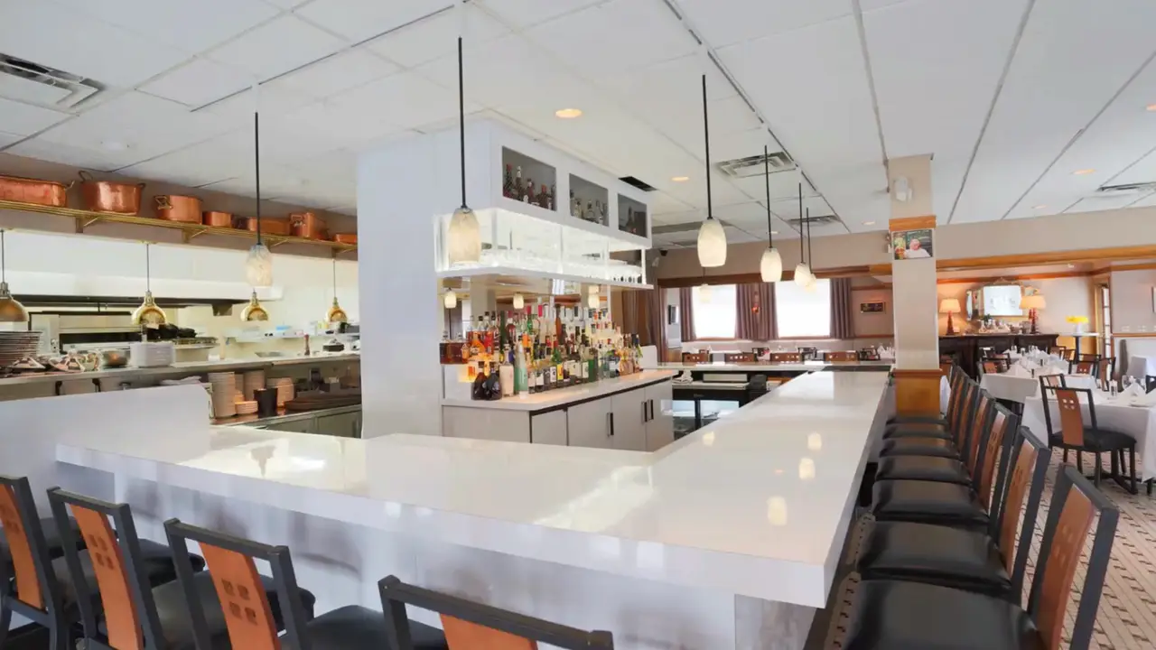 Restaurante Yoshi's Cafe - Chicago, , IL | OpenTable