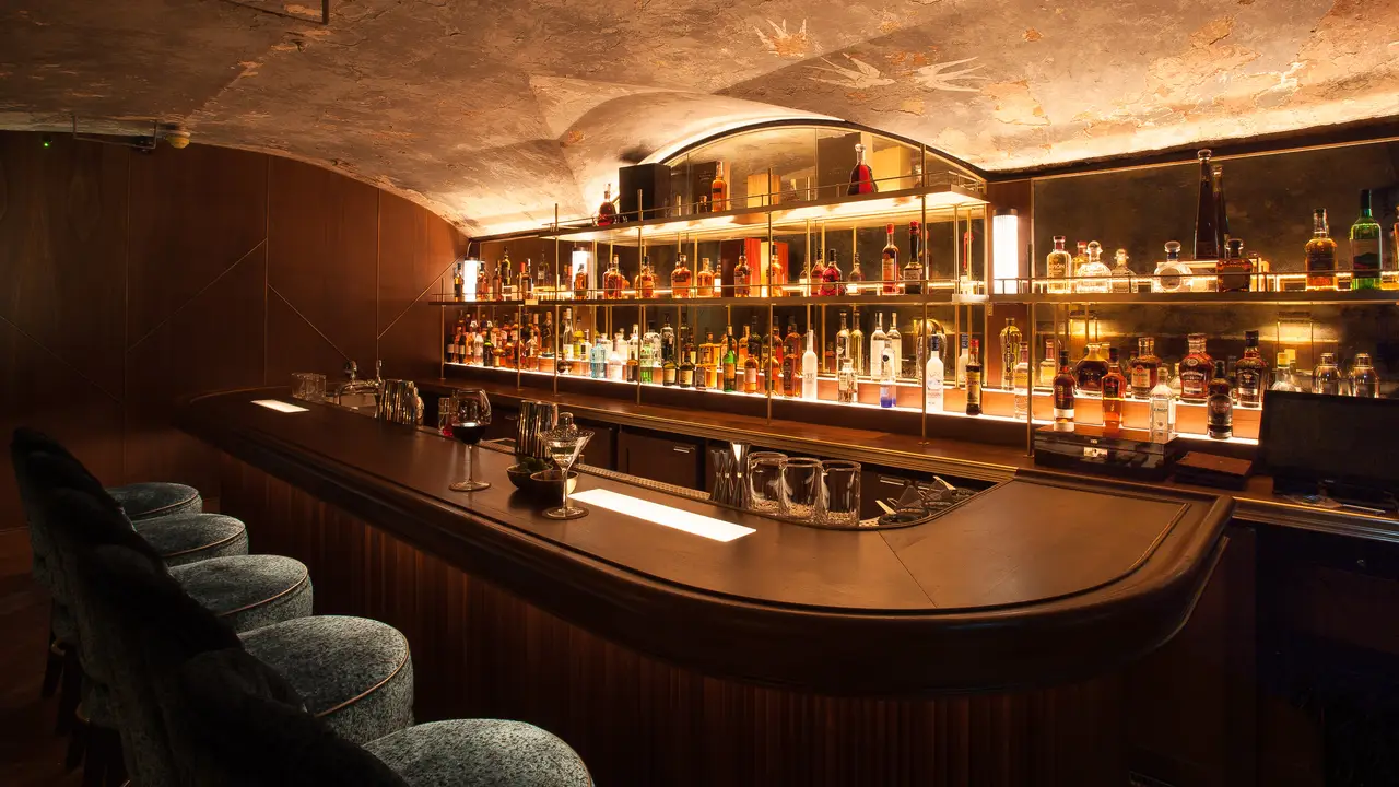 9 Below Restaurant - Dublin 2, County Dublin | OpenTable