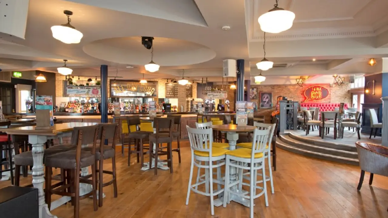 Yates Ipswich Restaurant - Ipswich | OpenTable
