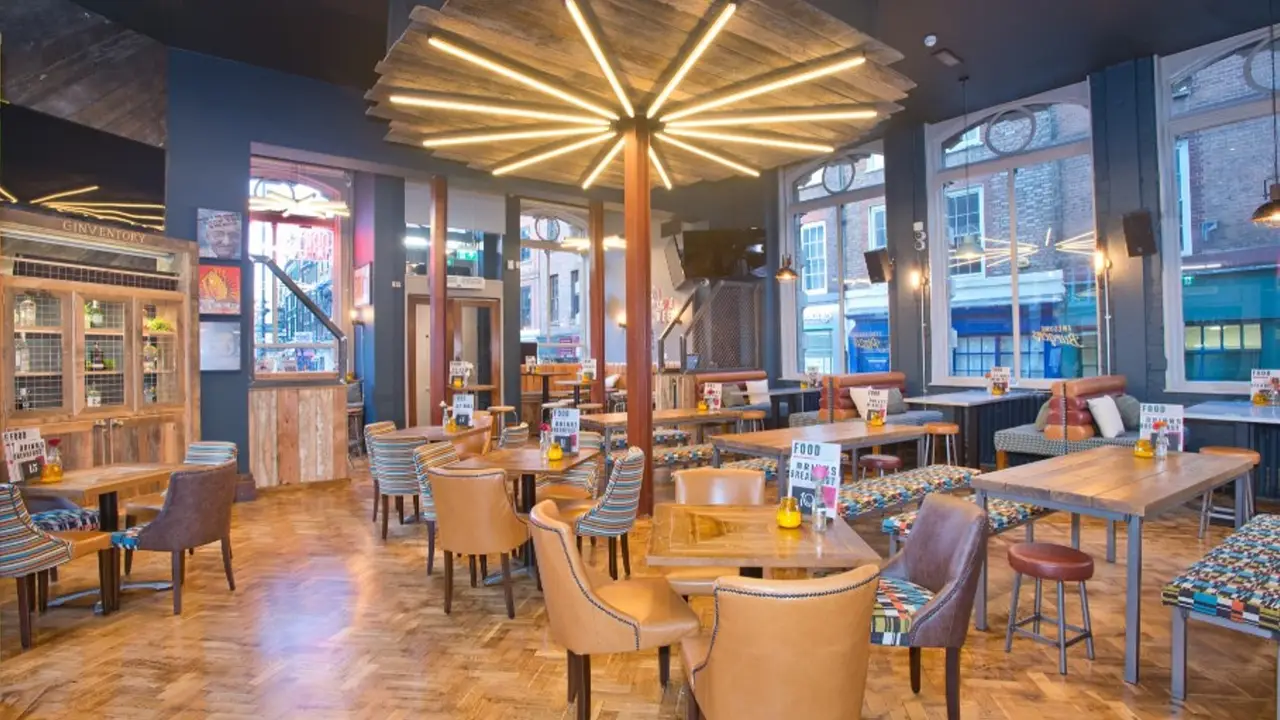 Restaurant The Bridge Tap - London, | OpenTable