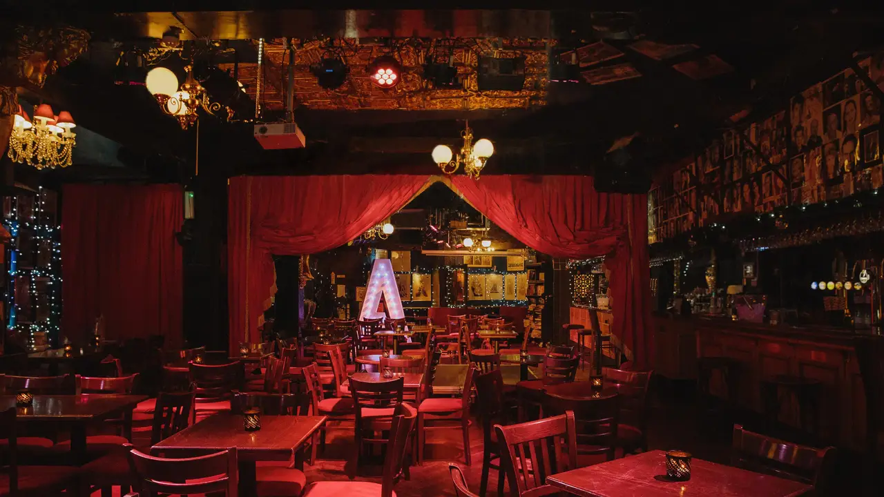 Restaurant Phoenix Arts Club - London, | OpenTable