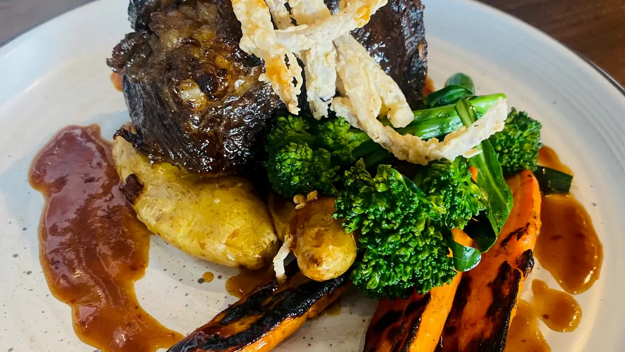 Pier 10 Restaurant - Winfield, IL | OpenTable