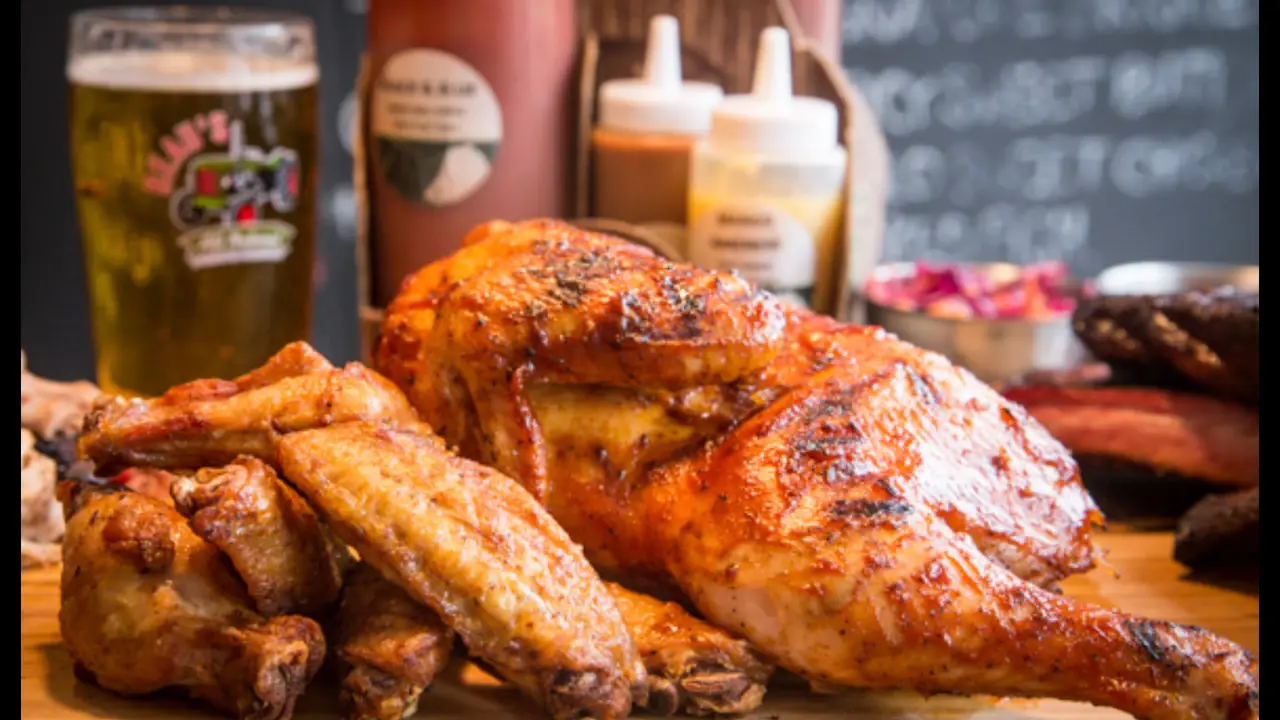 Restaurante Hogtown Smoke in the Creek - Hamilton, , ON | OpenTable