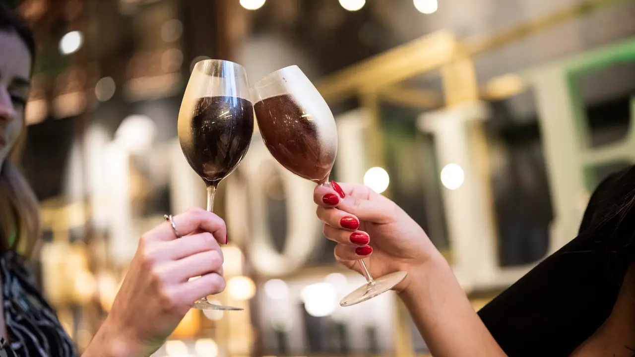 Restaurant Étoile Champagne Bar - Párisi Udvar Hotel Budapest ...