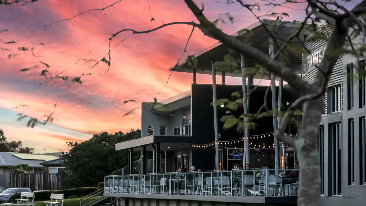 Restaurante Burleigh Sports Club - Burleigh Waters, , AU-QLD | OpenTable