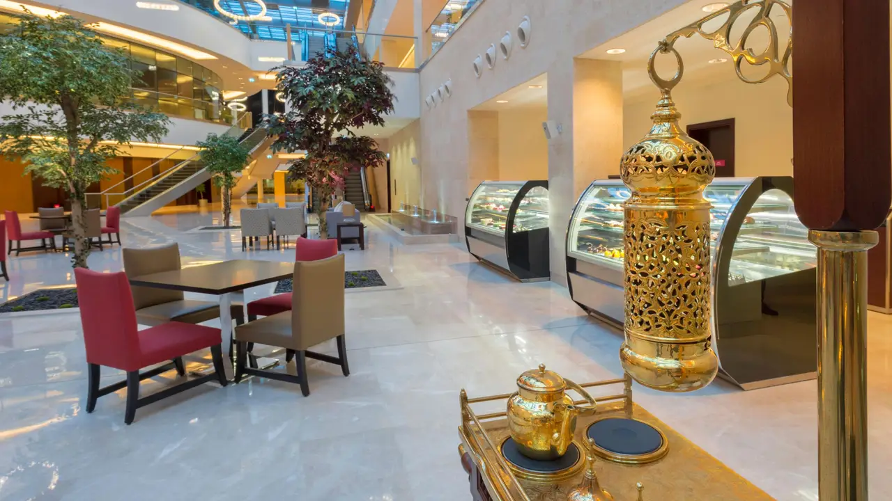 Tea Garden - Crowne Plaza Riyadh Hotel & Convention Center Restaurant ...