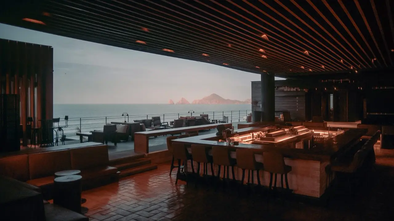 Restaurante Sunken Bar at The Cape - Thompson Hotel - Cabo San Lucas ...