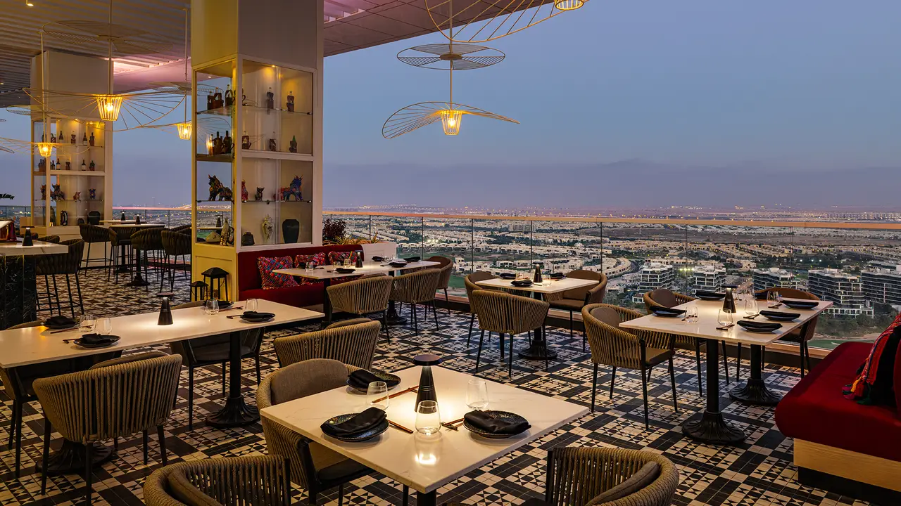 Restaurante ISSEI at Radisson Dubai DAMAC Hills Roof Top - Dubai ...