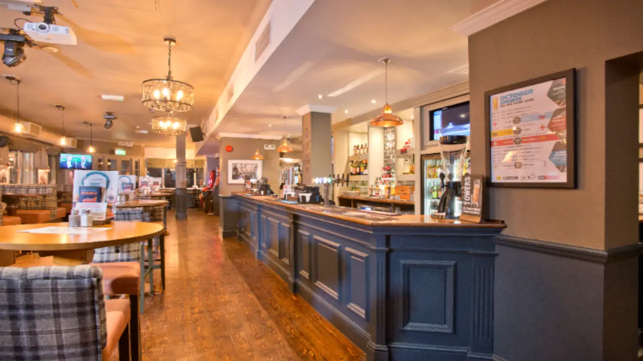 Golden Lion Bexleyheath Restaurant - Bexleyheath, Kent | OpenTable
