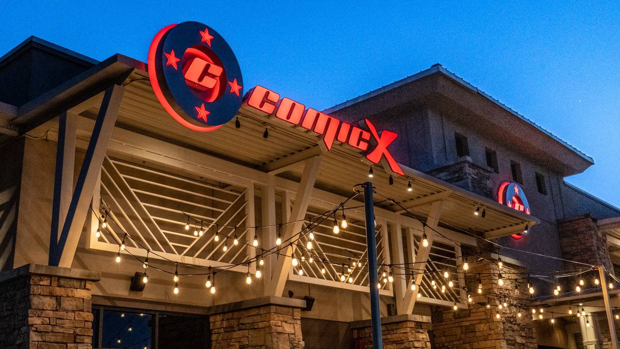 Restaurante Comicx Logo PHOTOS: Inside ComicX, Superhero Themed