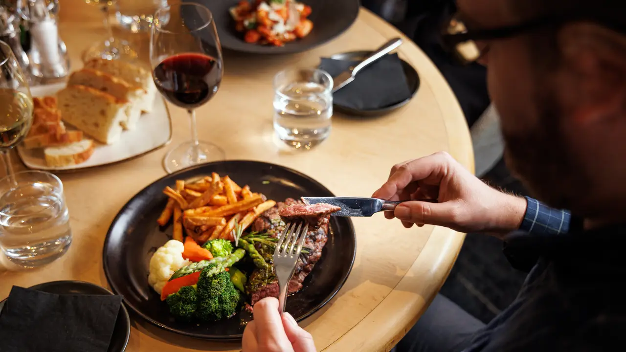 Cafe Nicole - Novotel Toronto Centre Restaurant - Toronto, ON | OpenTable