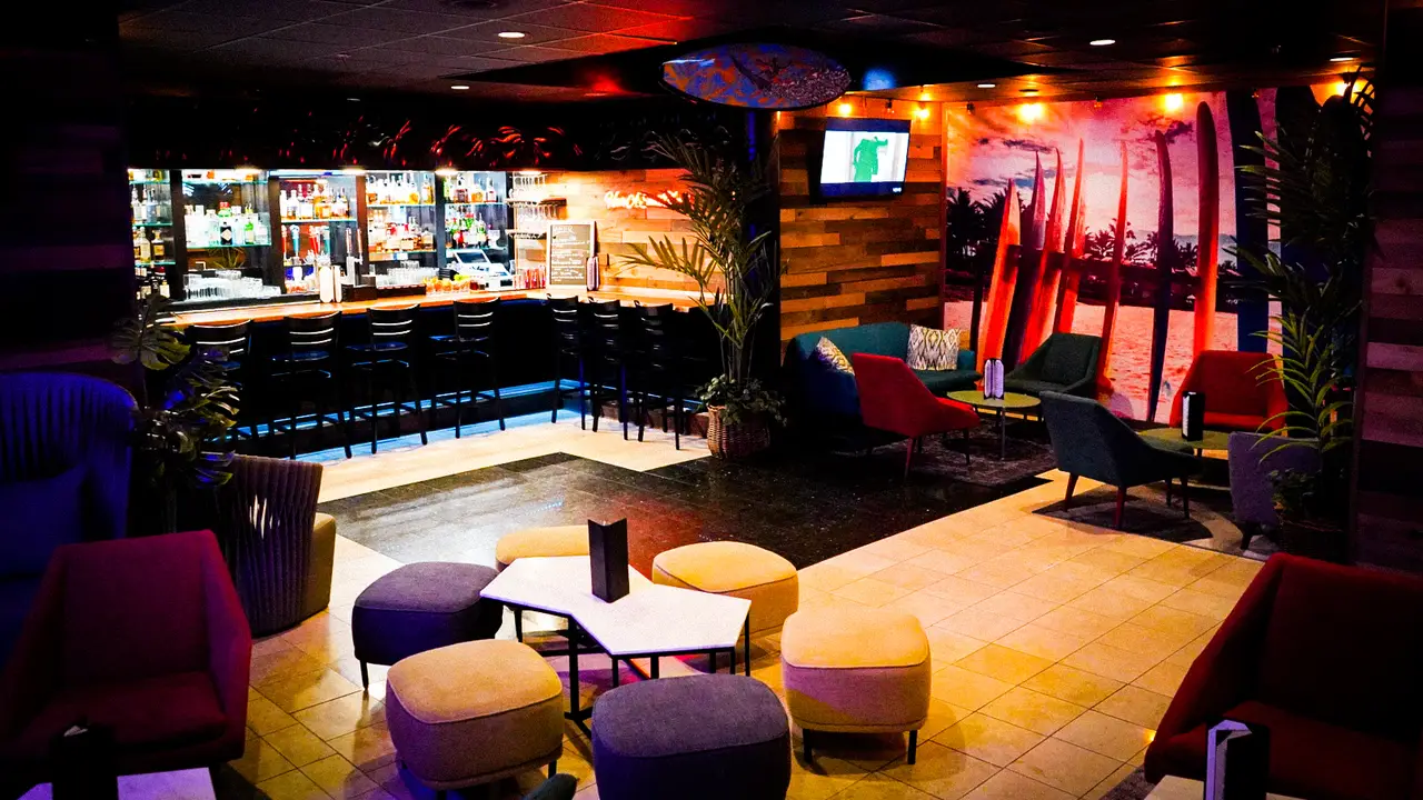 Surf Bar Waikiki Restaurant - Honolulu, HI | OpenTable