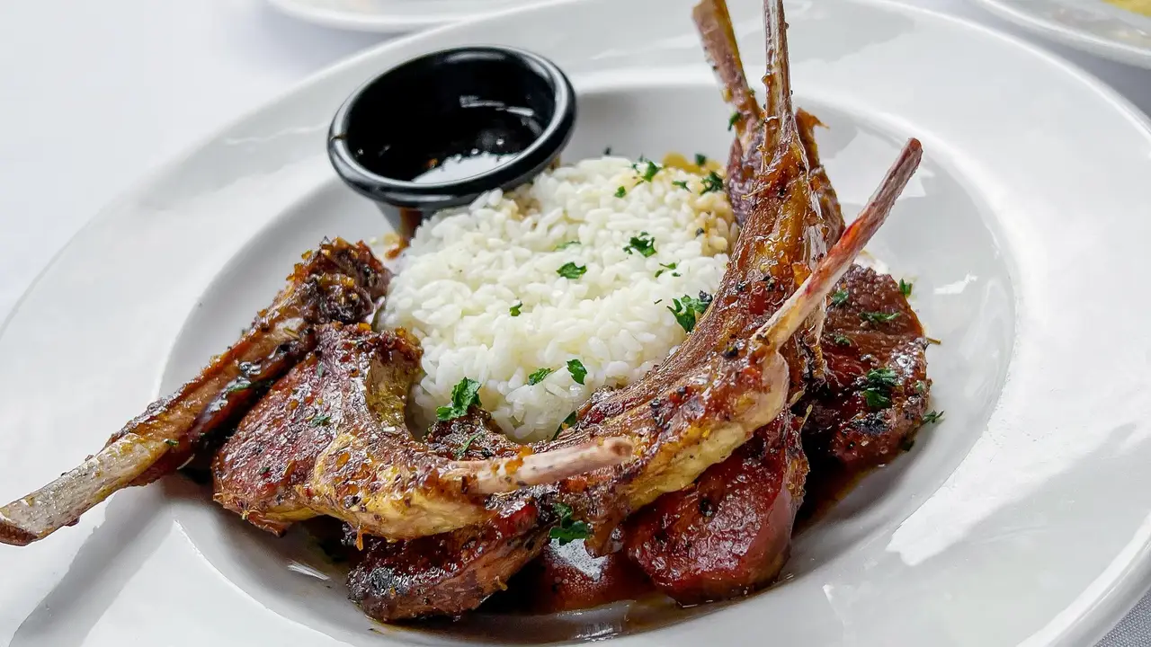 Signature Chop House Restaurant - Flushing, MI | OpenTable