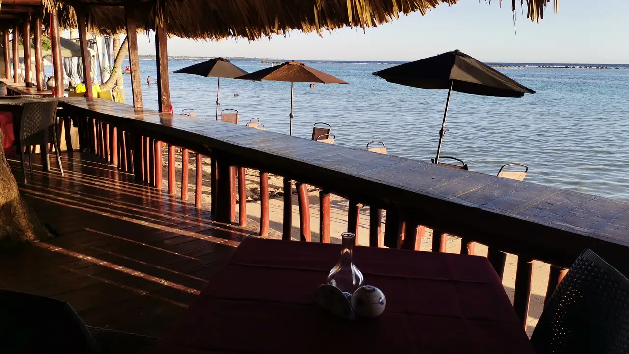 Giorgio's Restaurante & Cocktail Bar - Boca Chica, Santo Domingo ...