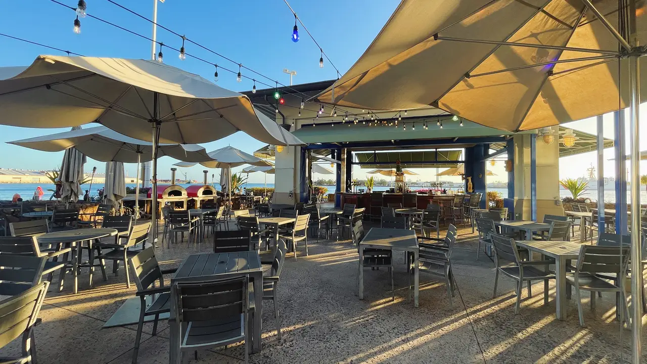 Tower Bar Restaurant - Honolulu, HI | OpenTable