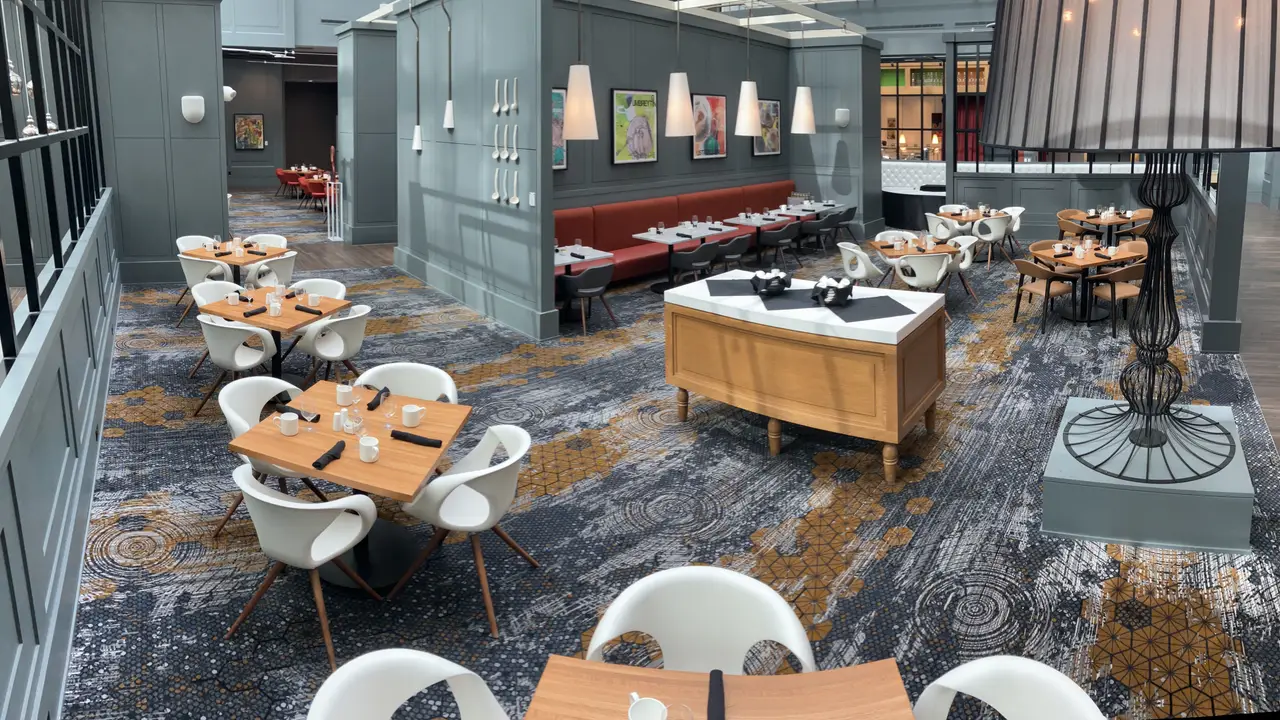 Gallerie Bar & Bistro Restaurant - Columbus, OH | OpenTable