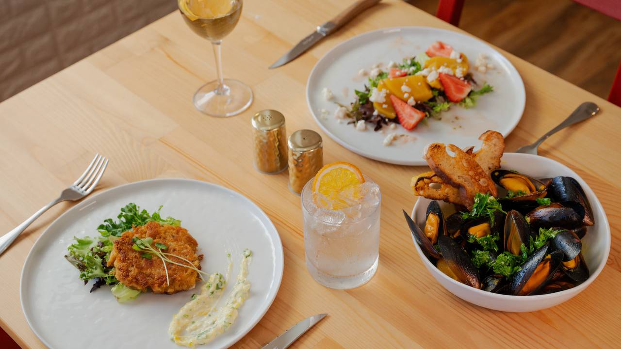 Diners' Choice: Best Food restaurants in Santa Fe / Mountains